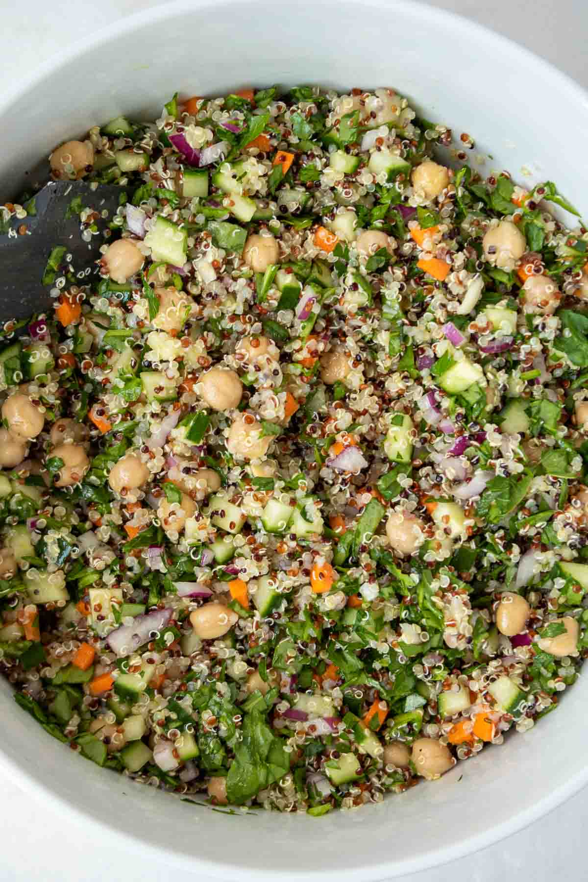 Quinoa Chickpea Salad - Stephanie Kay Nutrition