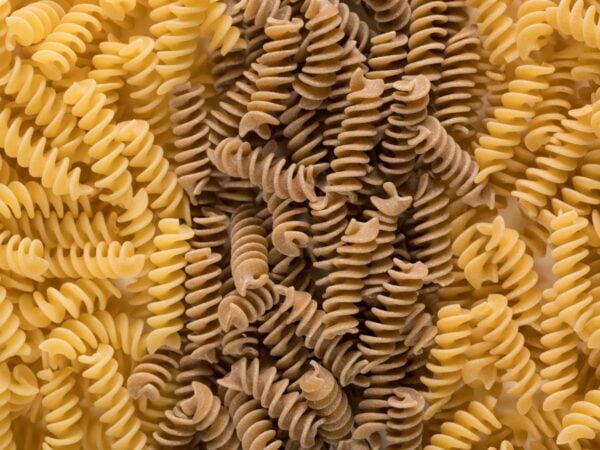 White Pasta vs. Whole Wheat Pasta: Which is Healthier? - Stephanie Kay ...